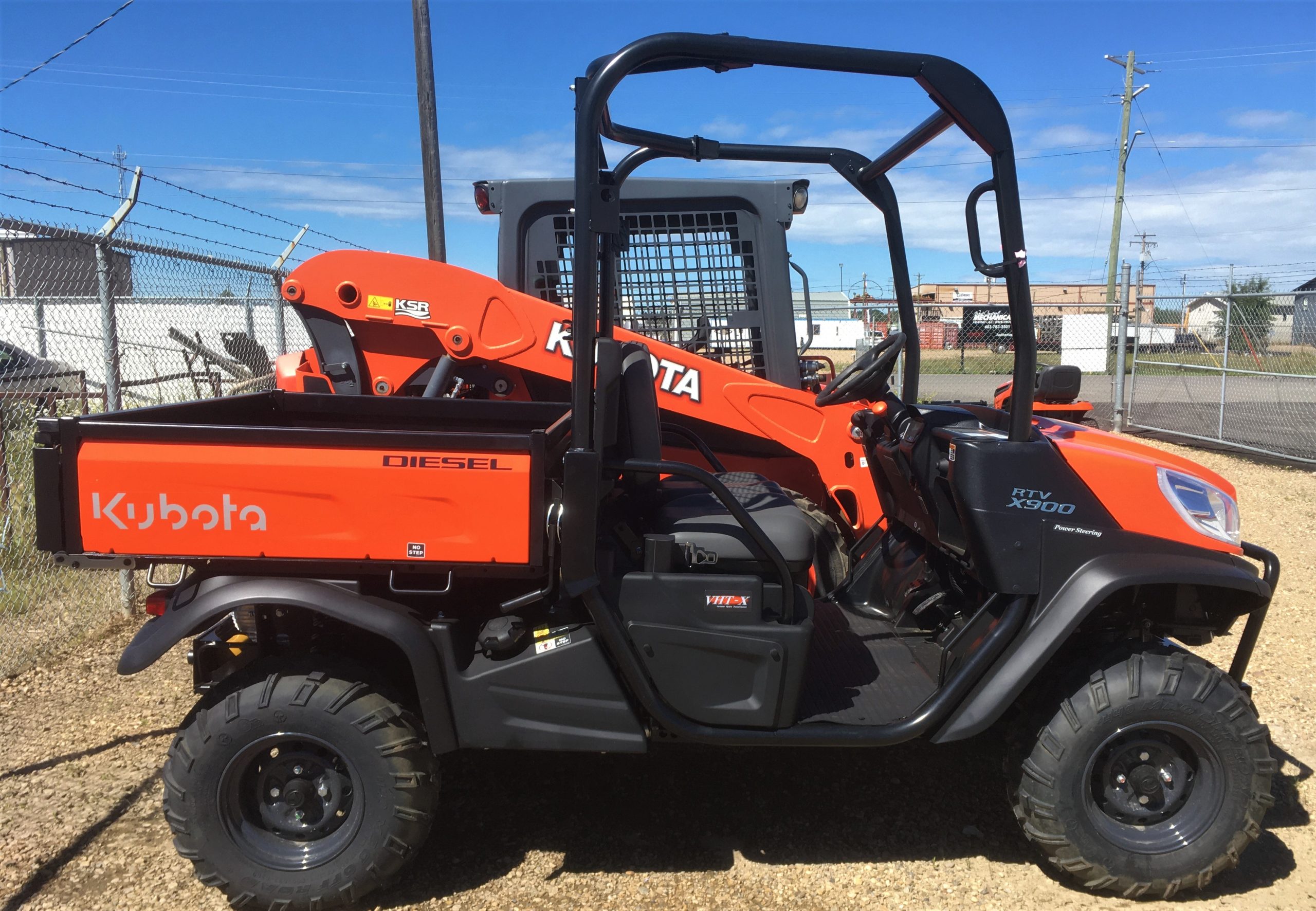 Kubota RTV-X900 - Cline Agro